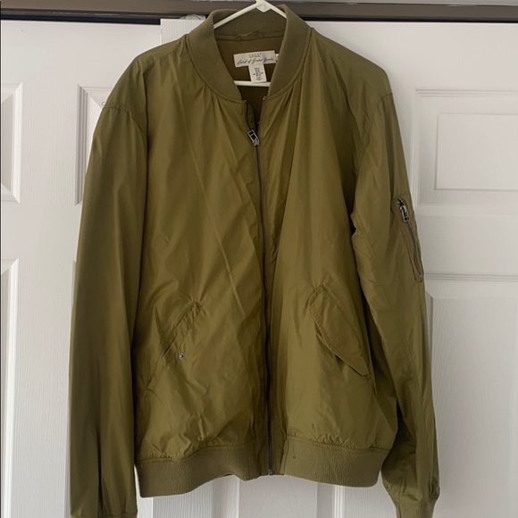 H&M | Jackets & Coats | Mens Hm Green Bomber Jacket | Poshmark